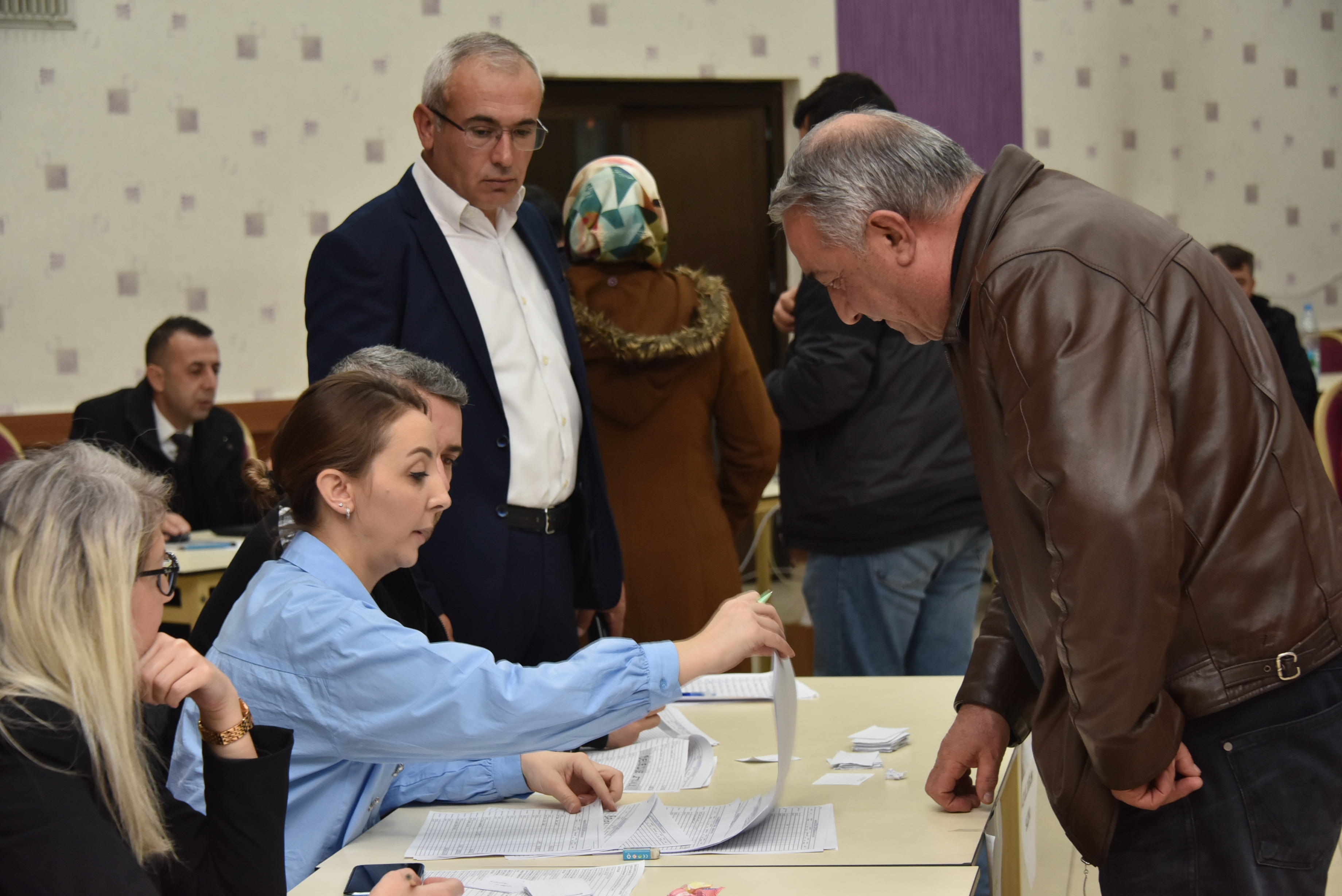 -t.c. bozüyük beledi̇yesi̇ sosyal tesi̇s salonlari 2024 yili ki̇ralama ...